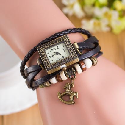 Retro Square Dial Horse Bracelet Watch on Luulla