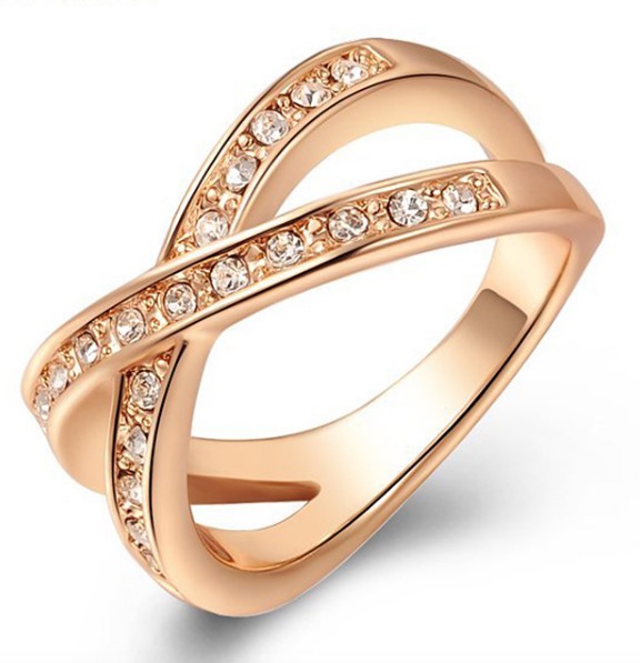 Crystal Diamond Ring on Luulla