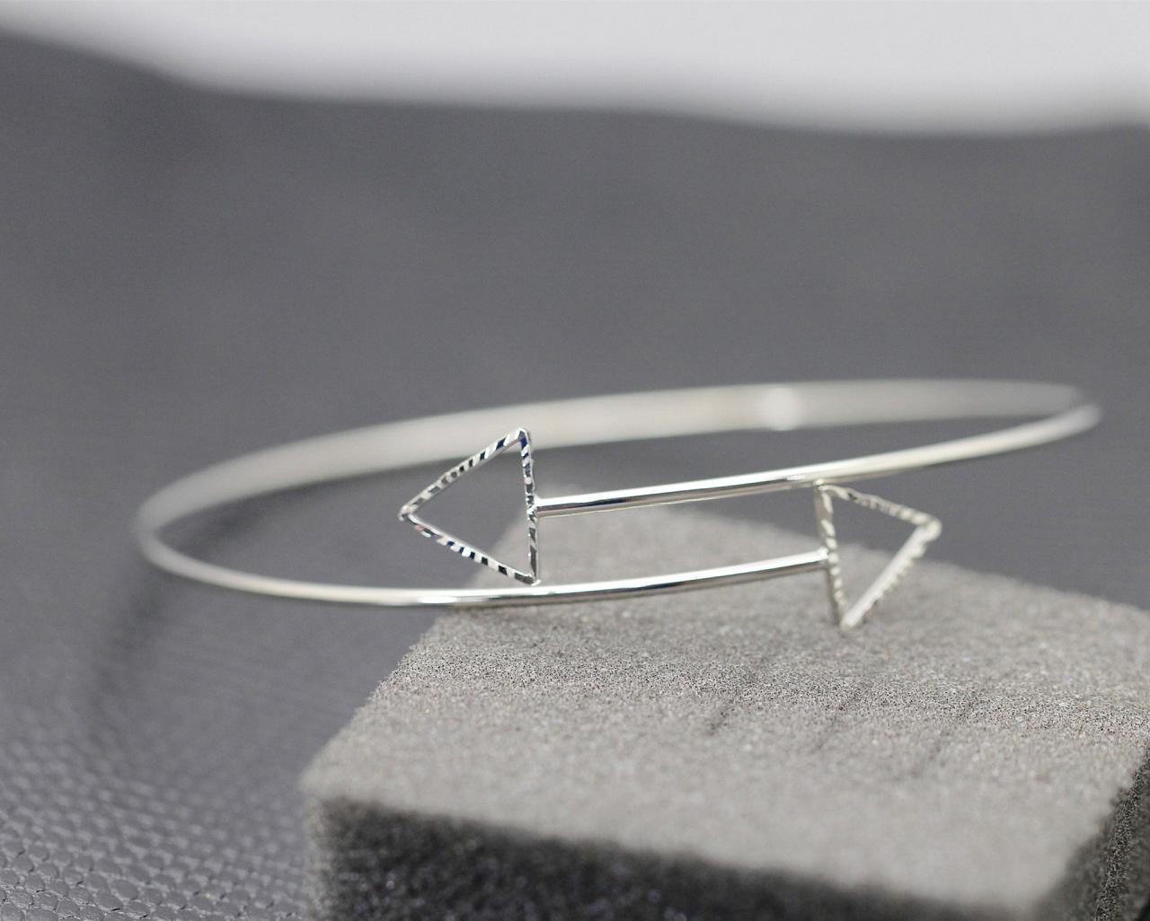 Simple Fashion Hollow Triangle Arm Bracelet on Luulla
