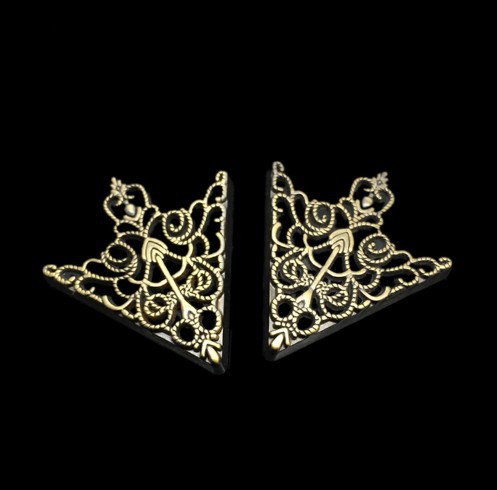Hollow Pattern Angle Collar Brooch on Luulla