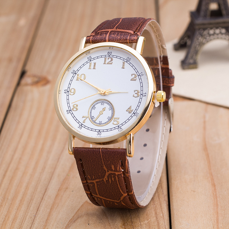 Simple Fashion Digital Quartz Watch on Luulla