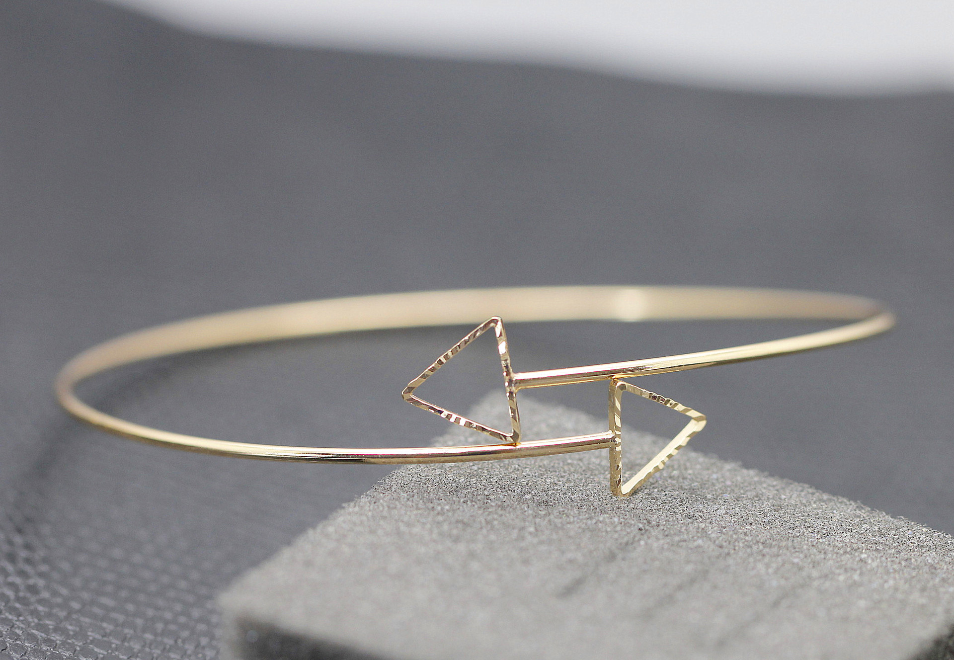 Simple Fashion Hollow Triangle Arm Bracelet on Luulla