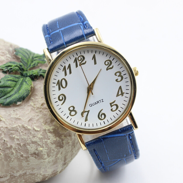 Classic Retro Style Number Watch on Luulla
