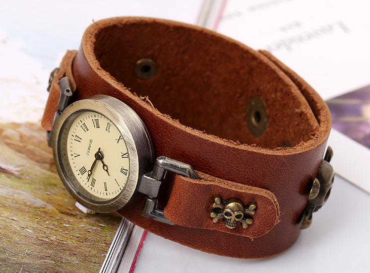 Simple Fashion Handmade Leather Watch on Luulla